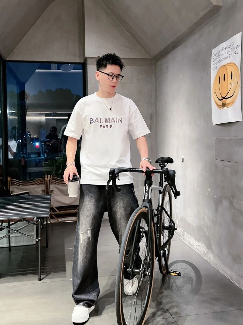 Indistinguishable Balmain T-Shirts