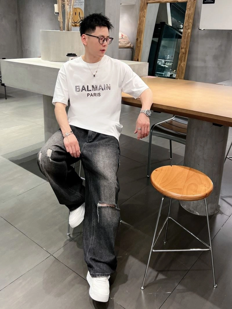 Indistinguishable Balmain T-Shirts