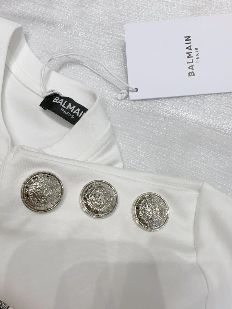 Accurate model Balmain T-Shirts