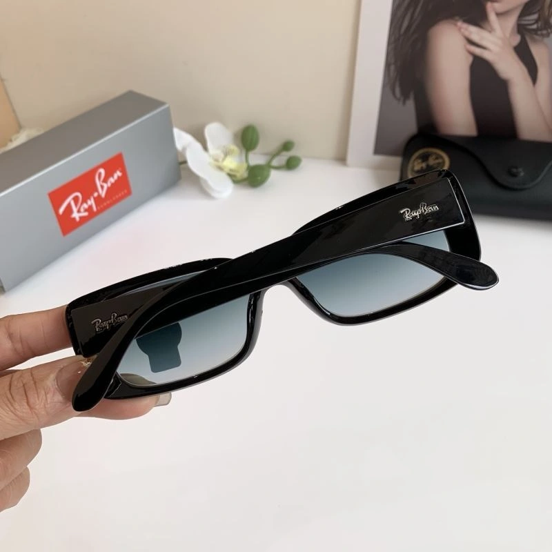 Cut-rate Bay Ban Sunglasses