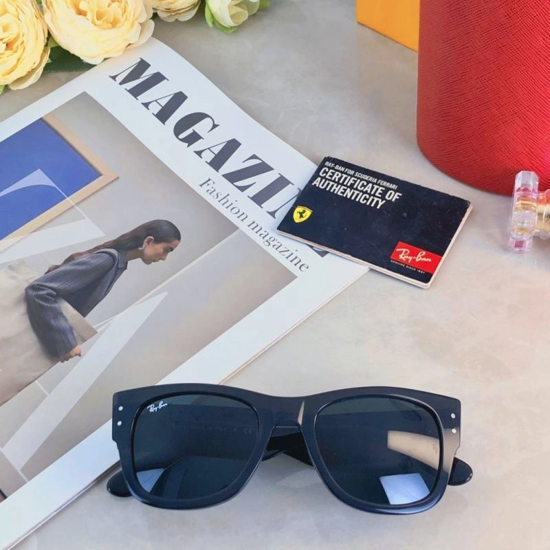 Exact replica Bay Ban Sunglasses