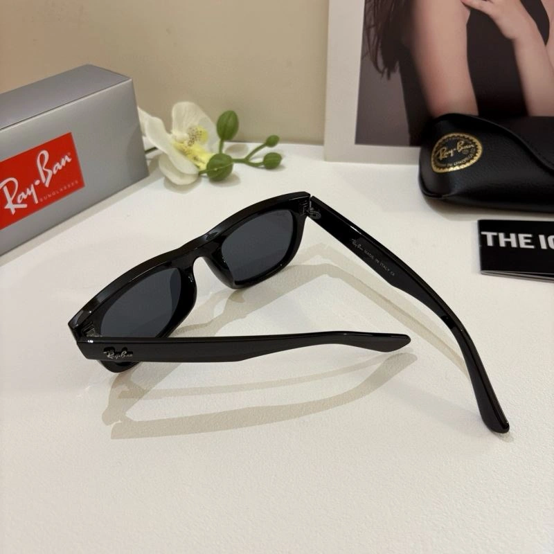 Value-priced Bay Ban Sunglasses