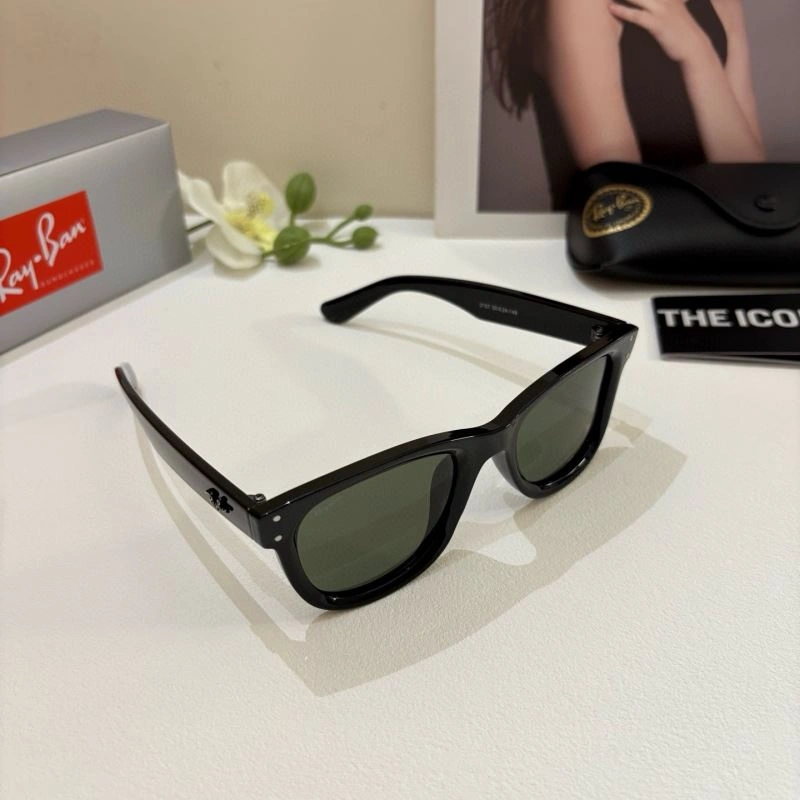 Bay Ban Sunglasses