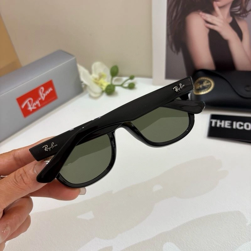 Bargain Bay Ban Sunglasses