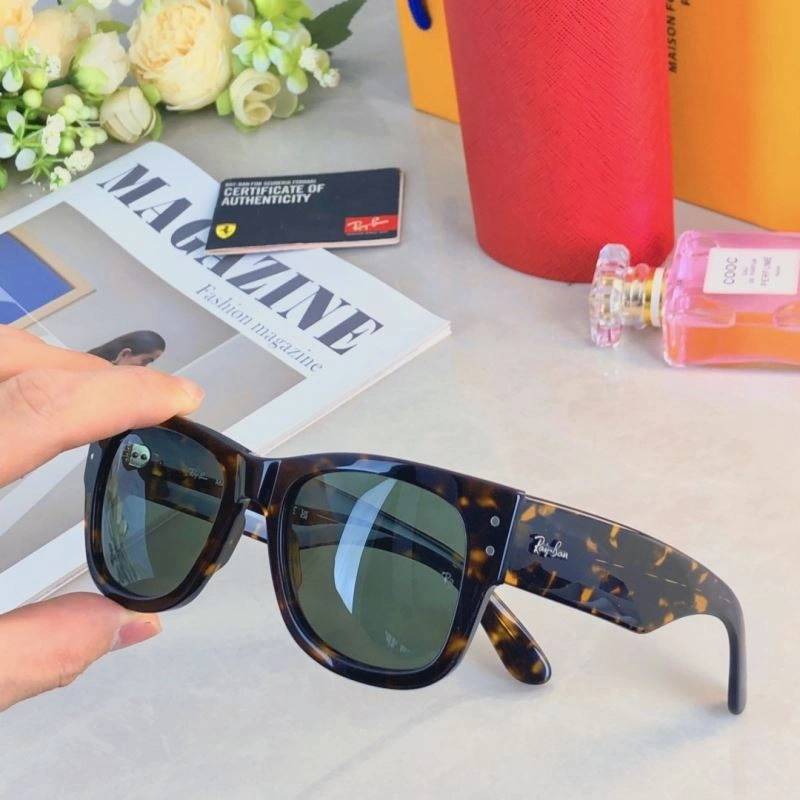 Top match Bay Ban Sunglasses