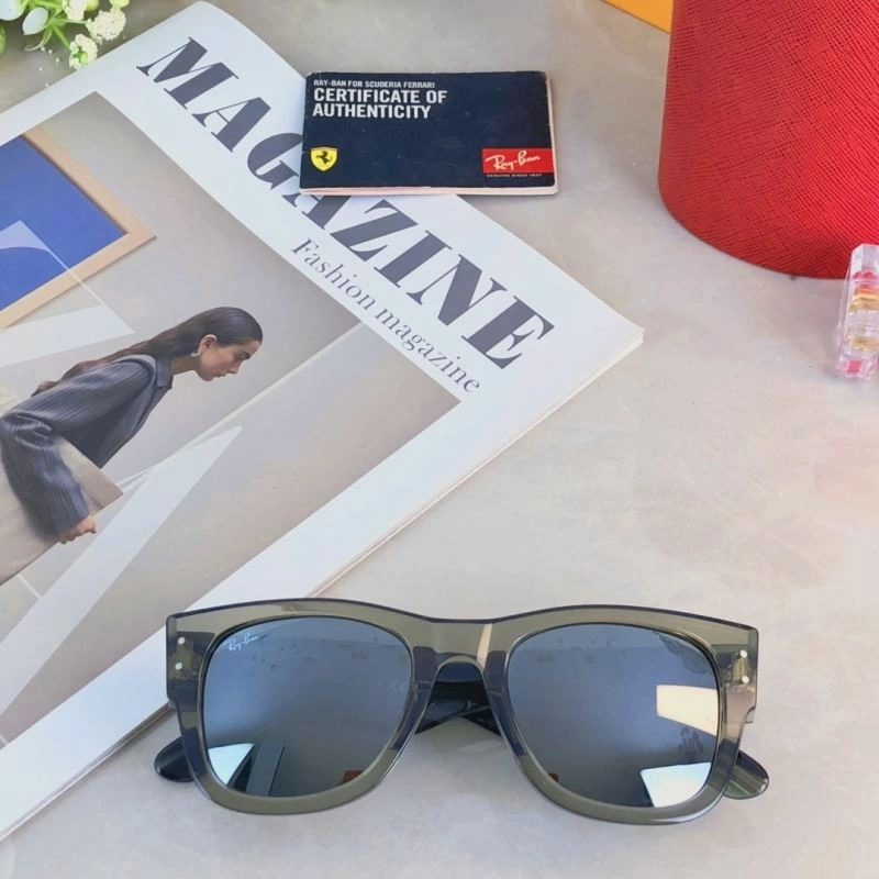 Top match Bay Ban Sunglasses