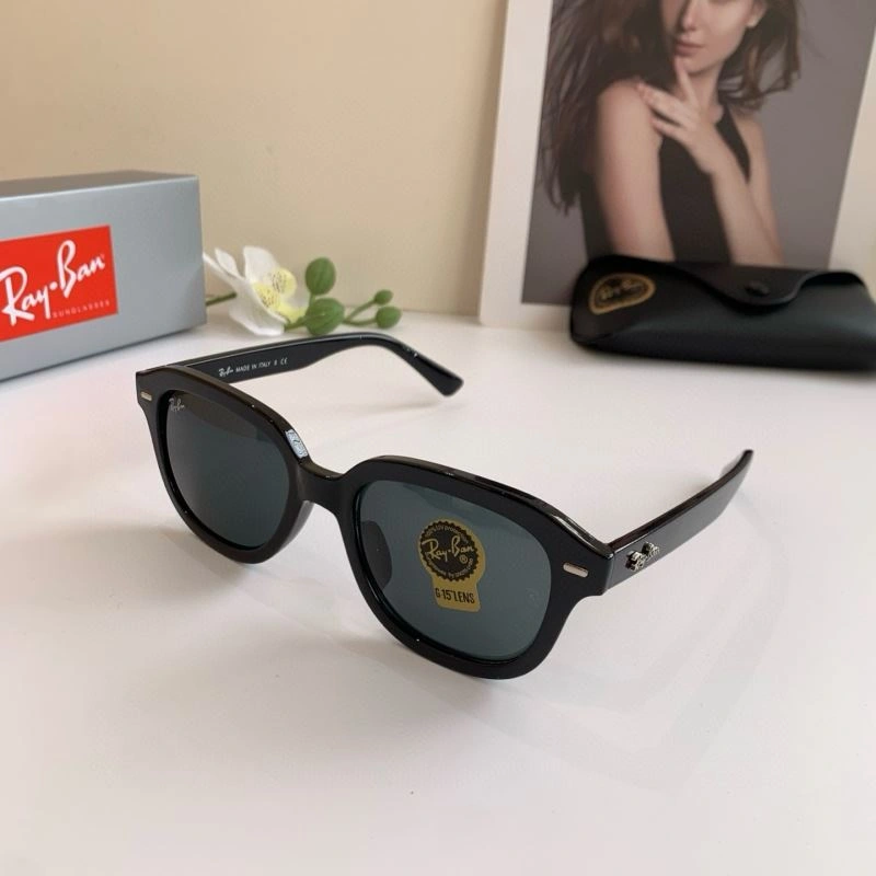 Brand-authenticated Bay Ban Sunglasses