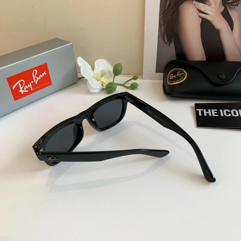 Exact replica Bay Ban Sunglasses