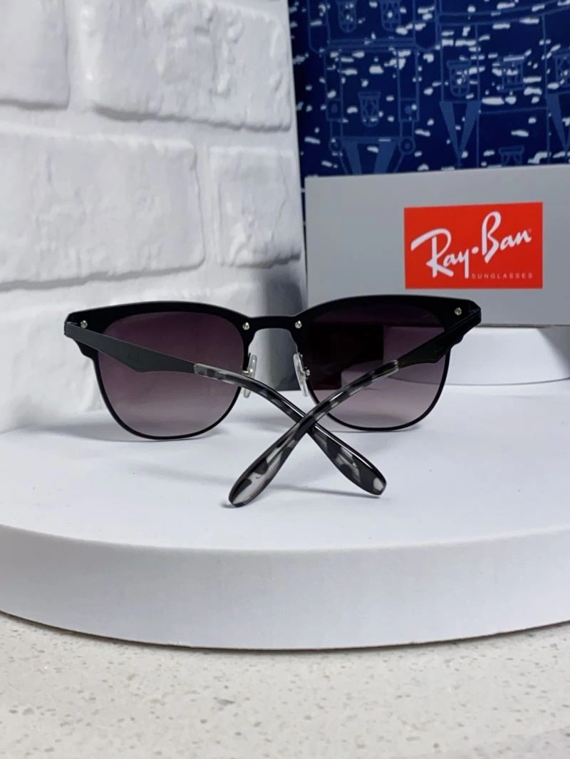 Low-cost Bay Ban Sunglasses