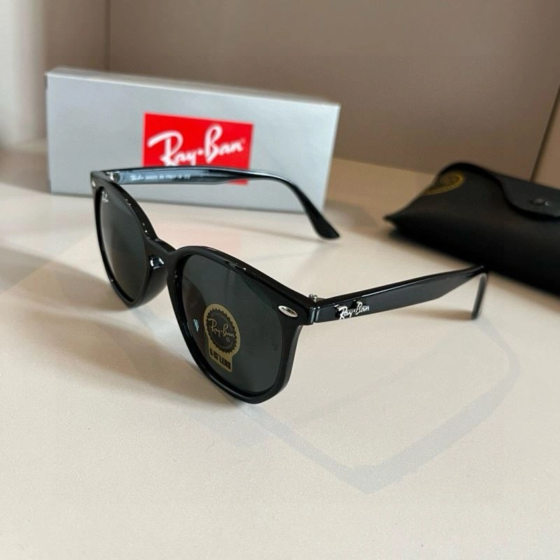 Factory-made Bay Ban Sunglasses