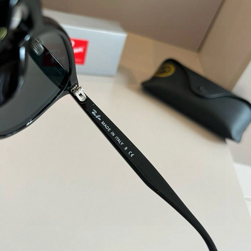 Factory-made Bay Ban Sunglasses