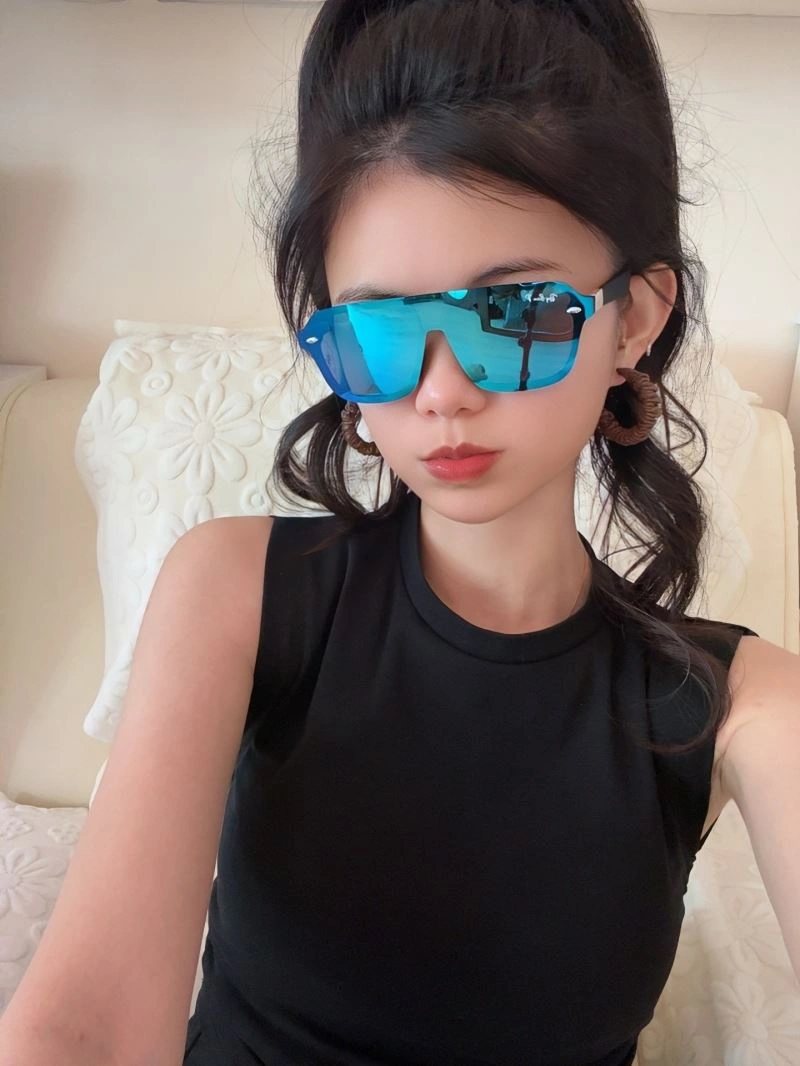 Bay Ban Sunglasses