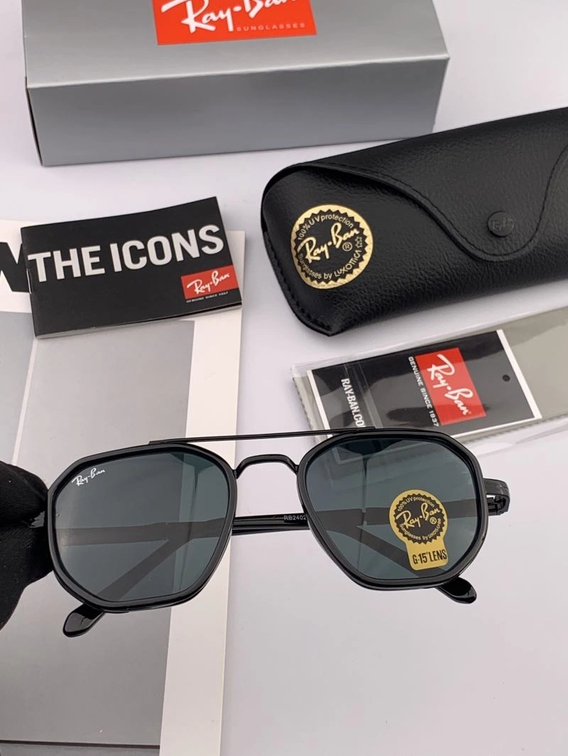 Accurate model Bay Ban Sunglasses