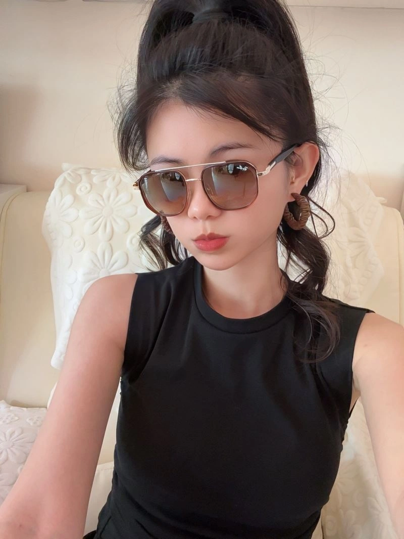 Top match Bay Ban Sunglasses
