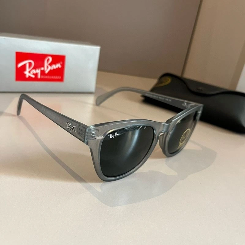 Bay Ban Sunglasses