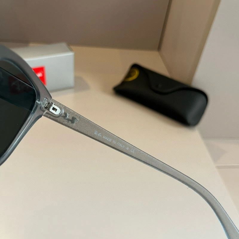 Low-cost Bay Ban Sunglasses