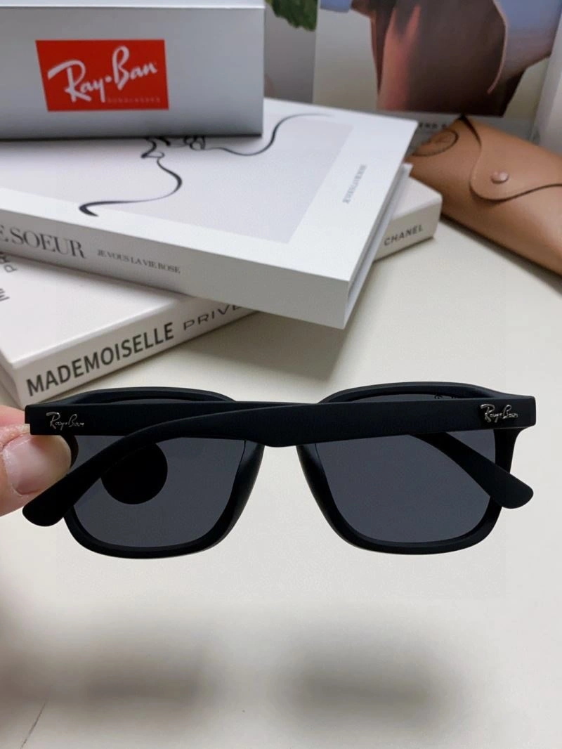 Discounted Bay Ban Sunglasses