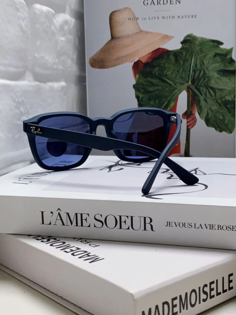 Top mirror Bay Ban Sunglasses