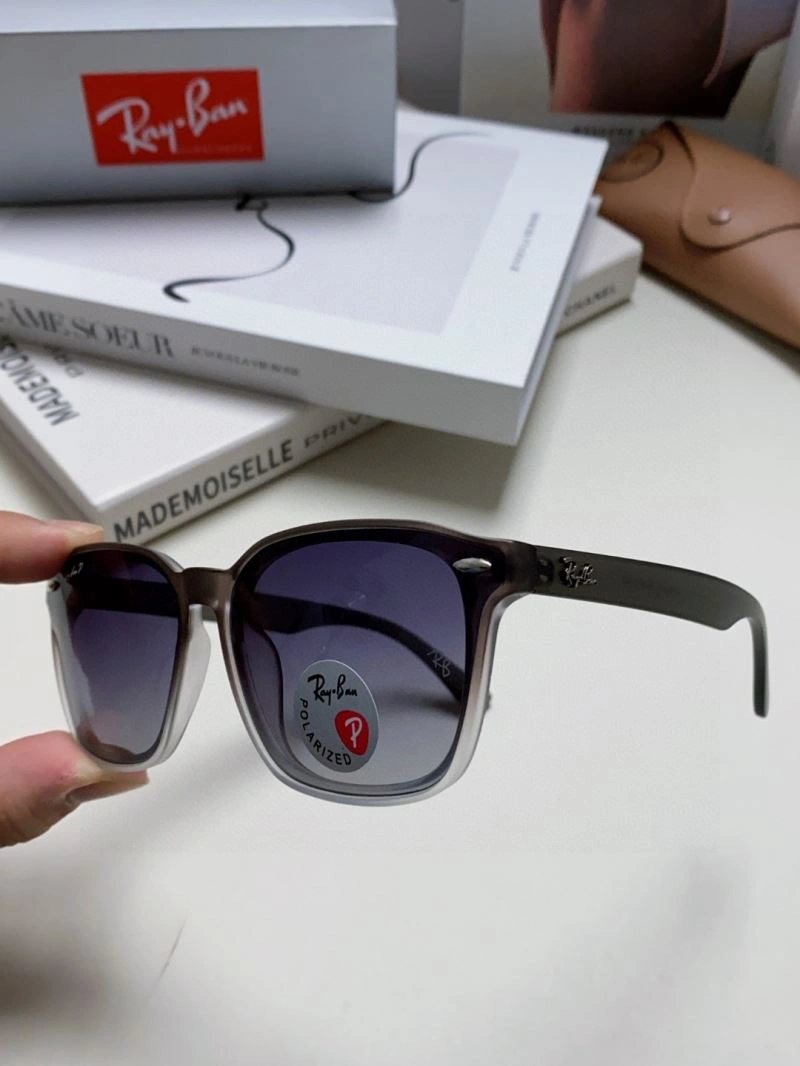 Cut-rate Bay Ban Sunglasses