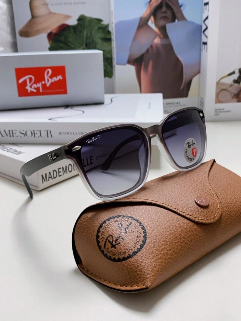 Cut-rate Bay Ban Sunglasses