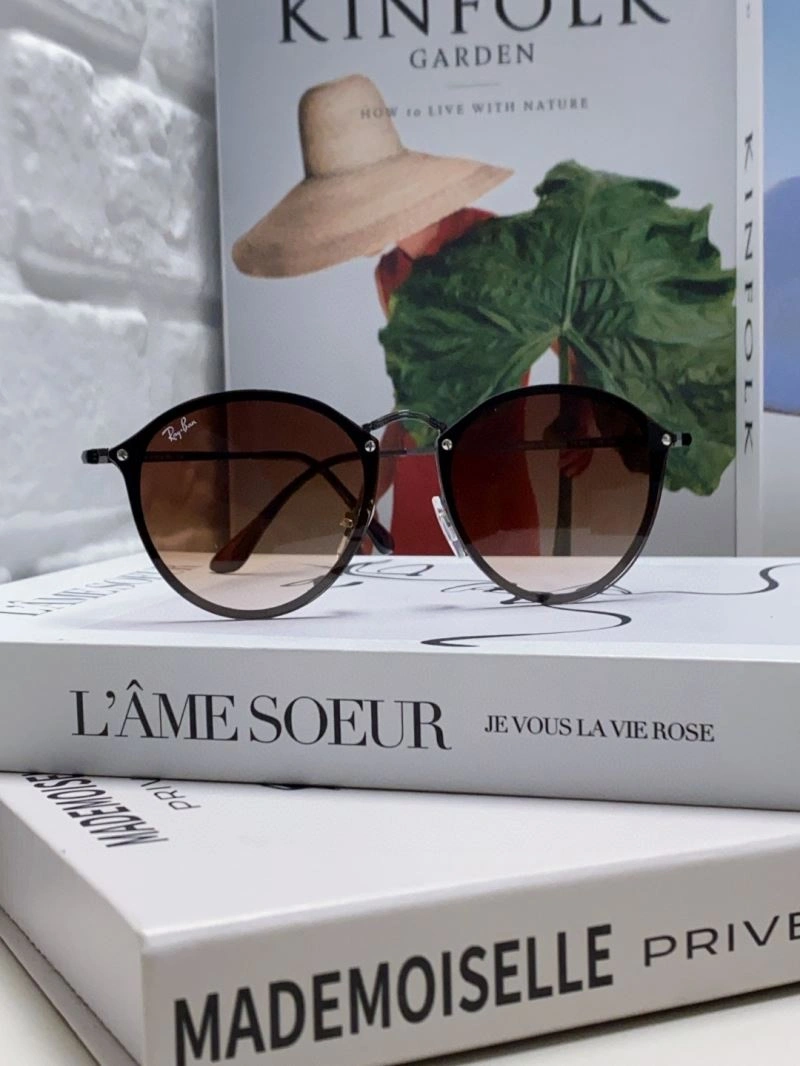Bargain Bay Ban Sunglasses