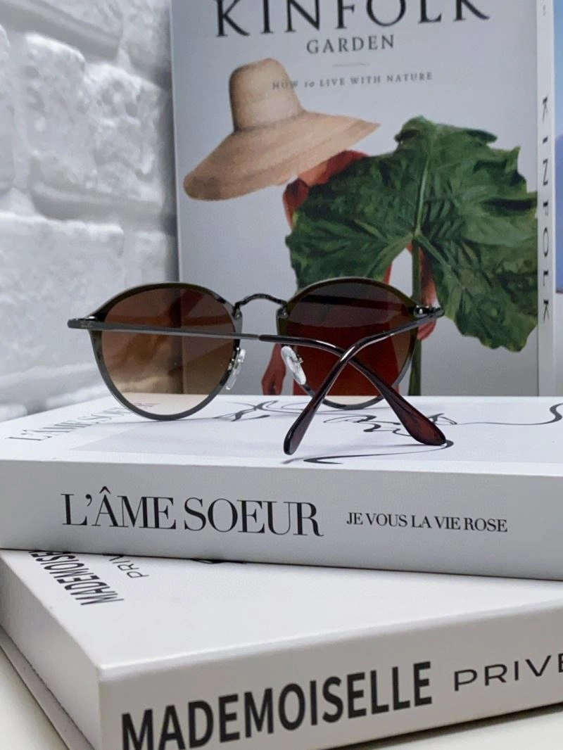 Bargain Bay Ban Sunglasses