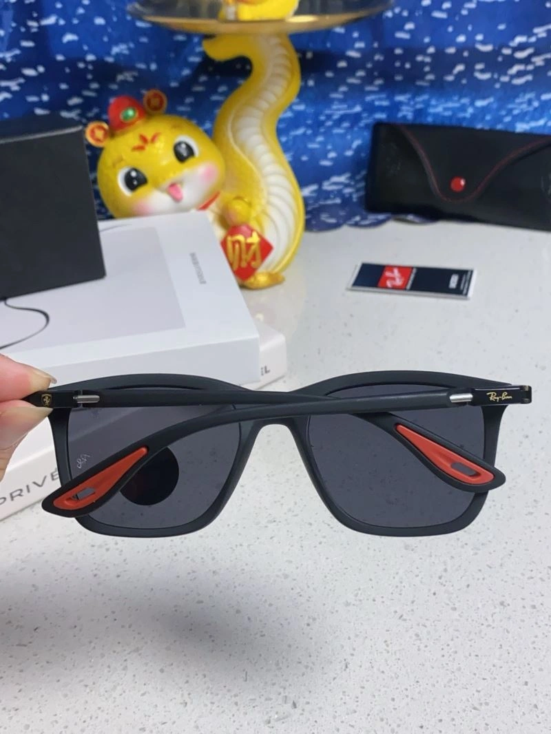 High fidelity Bay Ban Sunglasses