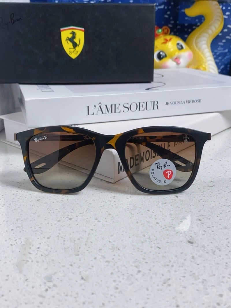 Accurate model Bay Ban Sunglasses