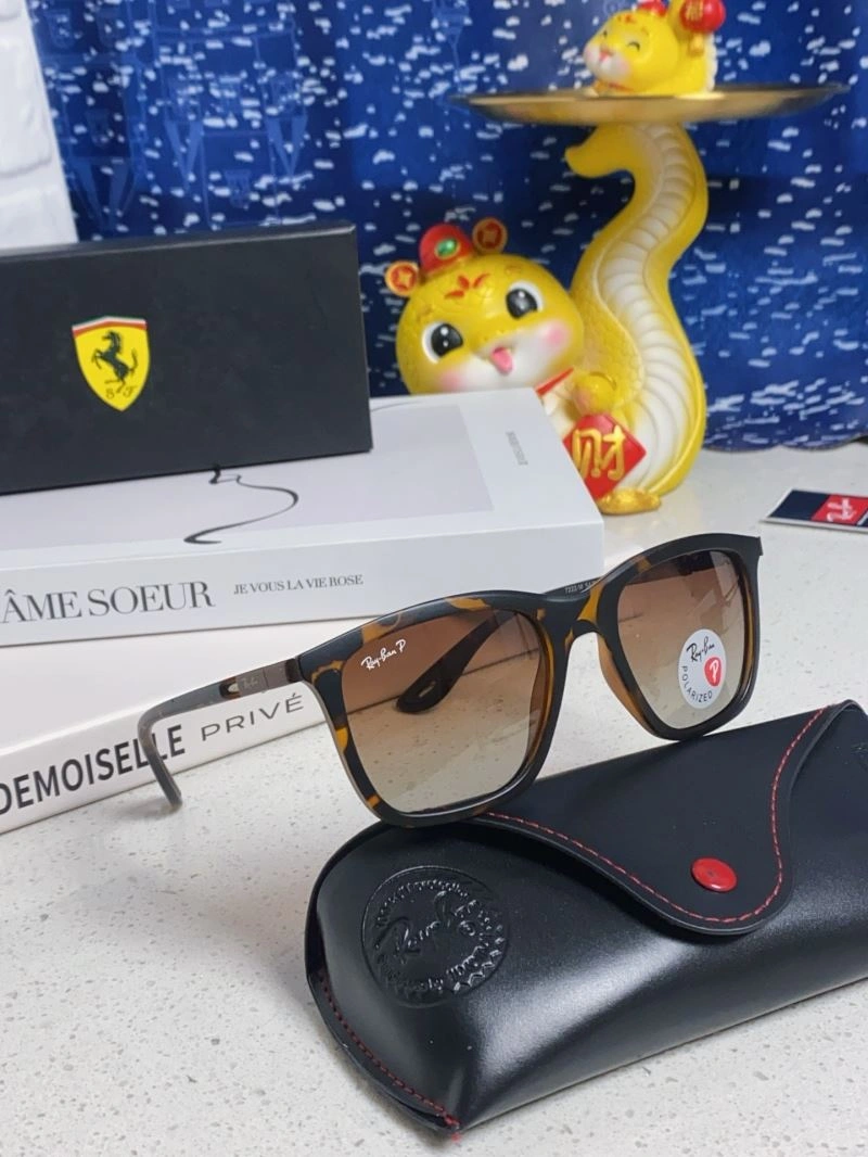 Accurate model Bay Ban Sunglasses