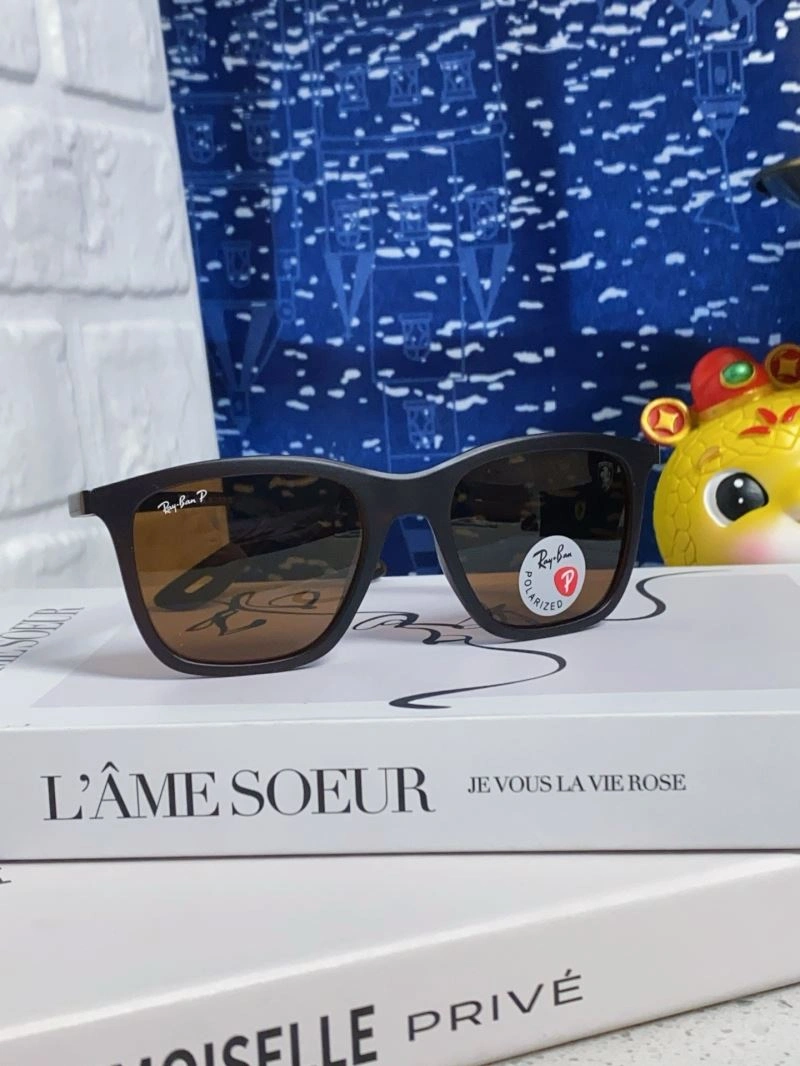 Factory-made Bay Ban Sunglasses