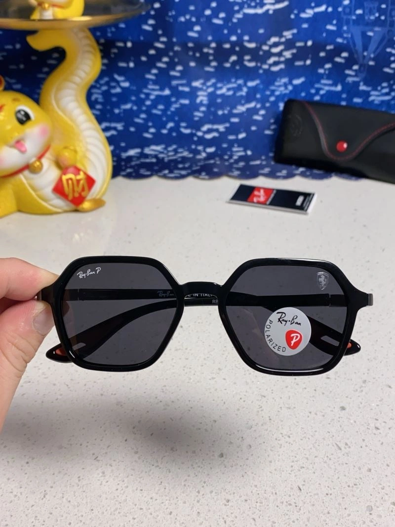 Top mirror Bay Ban Sunglasses