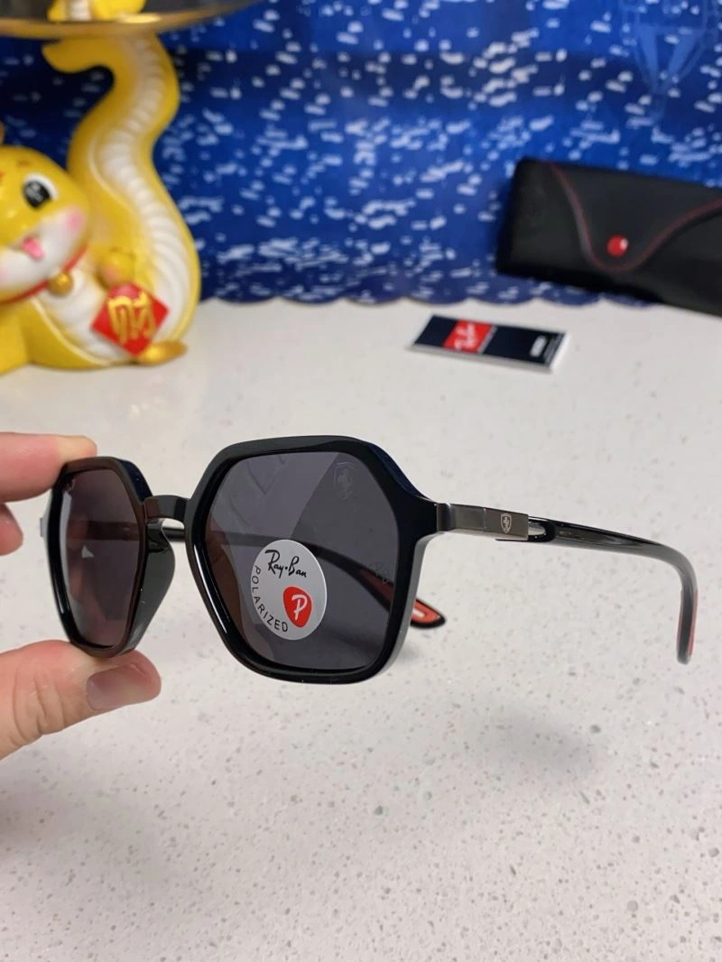 Top mirror Bay Ban Sunglasses