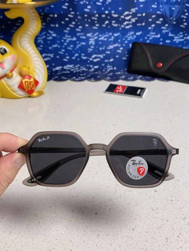 Factory-made Bay Ban Sunglasses