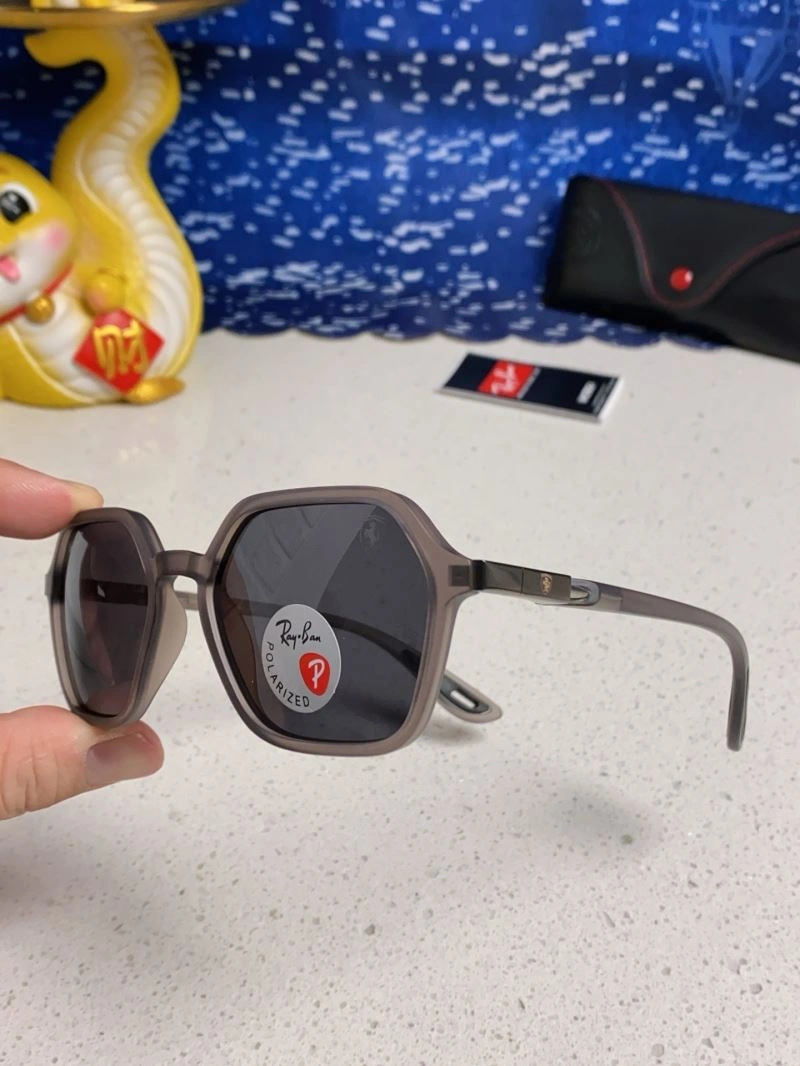 Factory-made Bay Ban Sunglasses