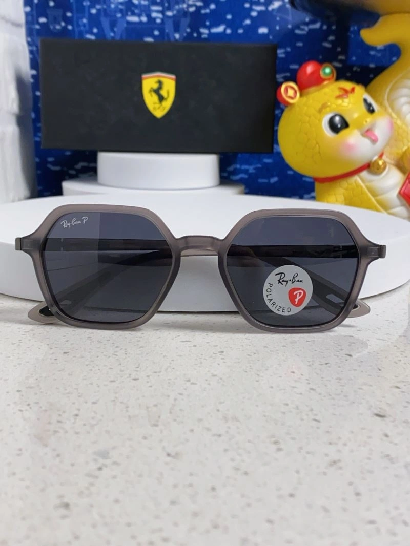 Factory-made Bay Ban Sunglasses
