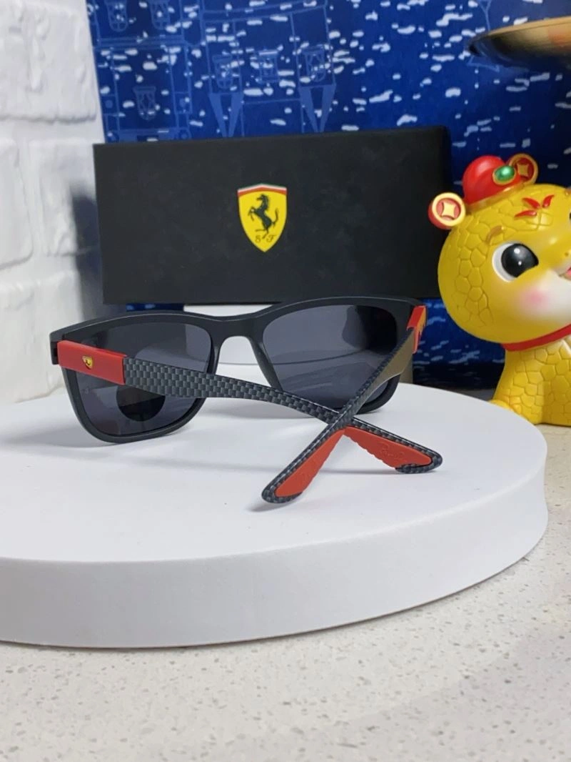Factory-made Bay Ban Sunglasses