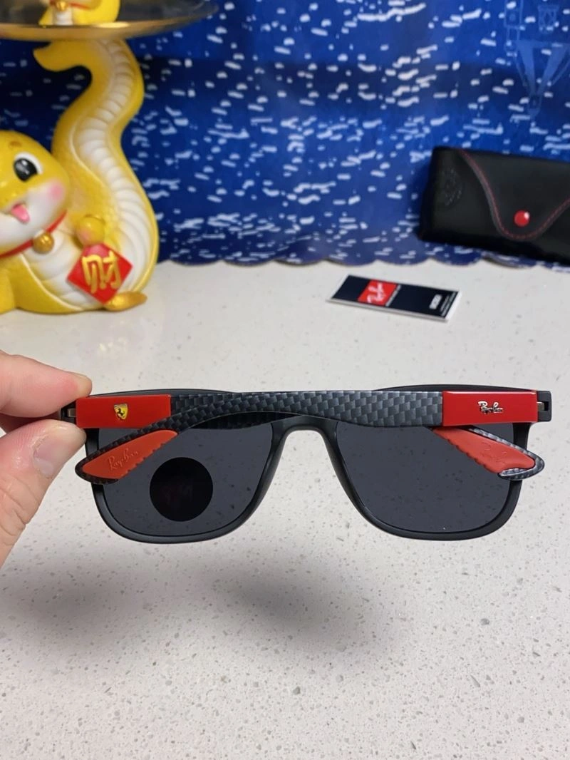 Factory-made Bay Ban Sunglasses