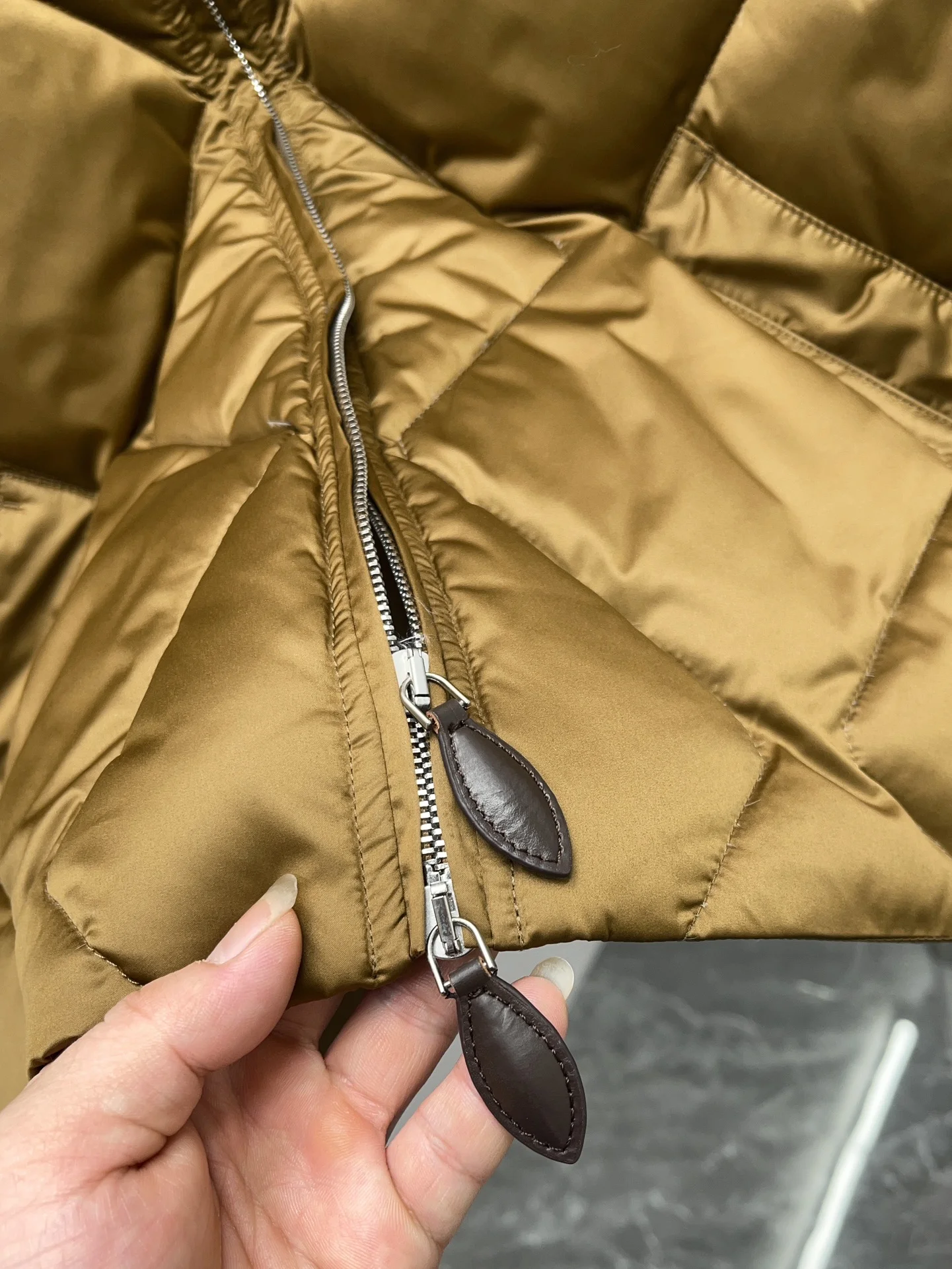Accurate model Berluti Down Jackets