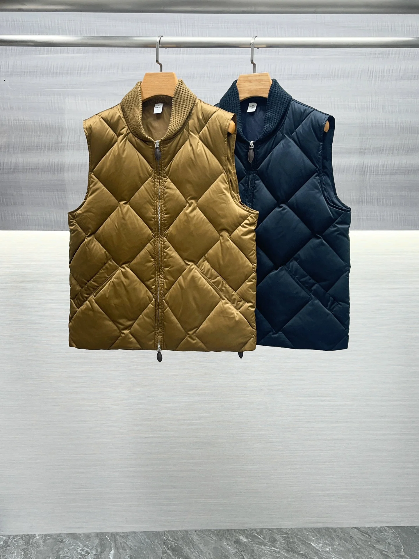 Accurate model Berluti Down Jackets