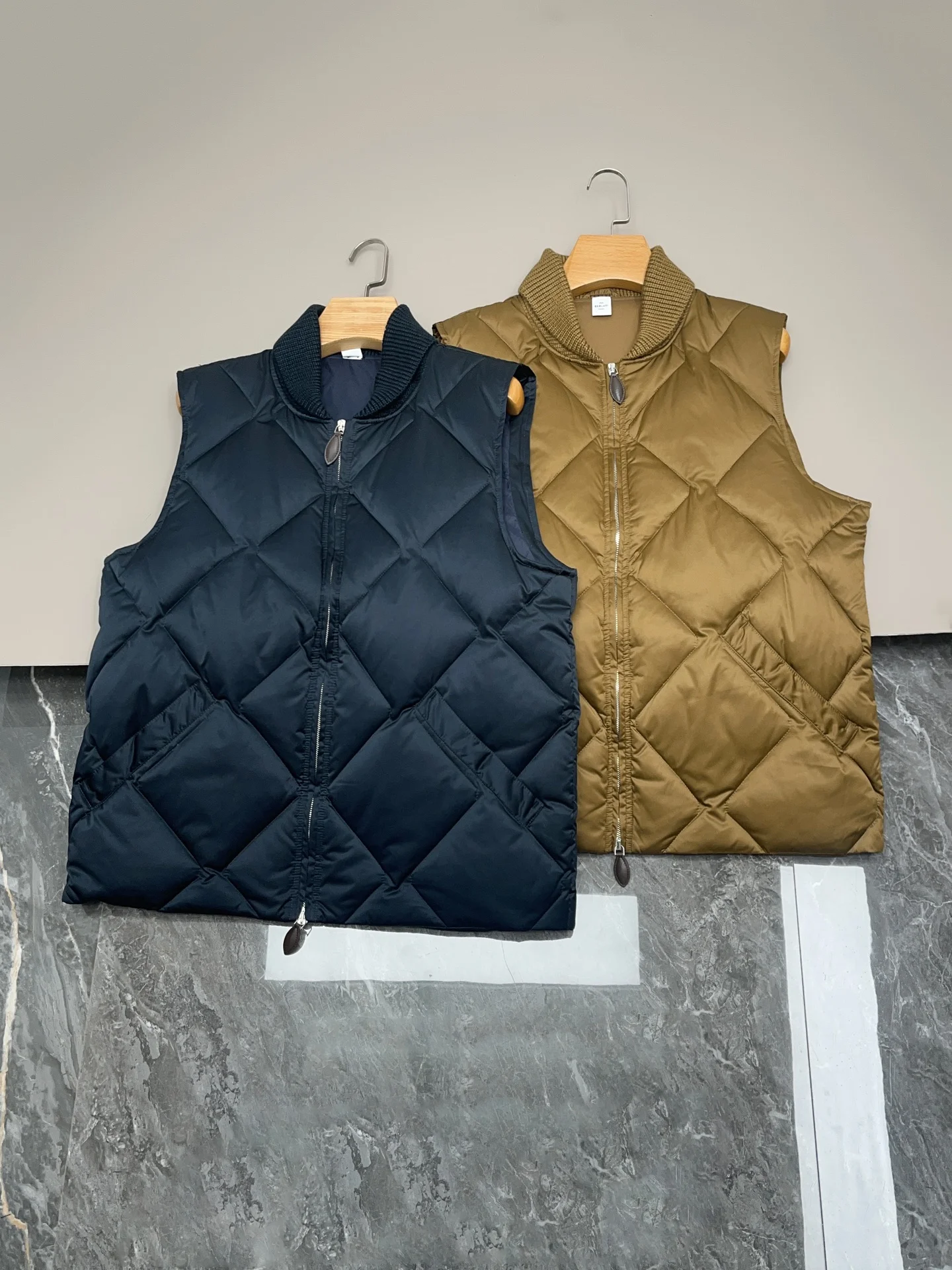 Accurate model Berluti Down Jackets