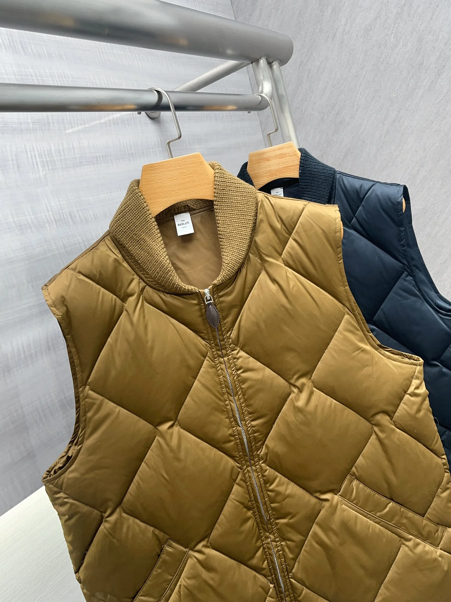 Accurate model Berluti Down Jackets