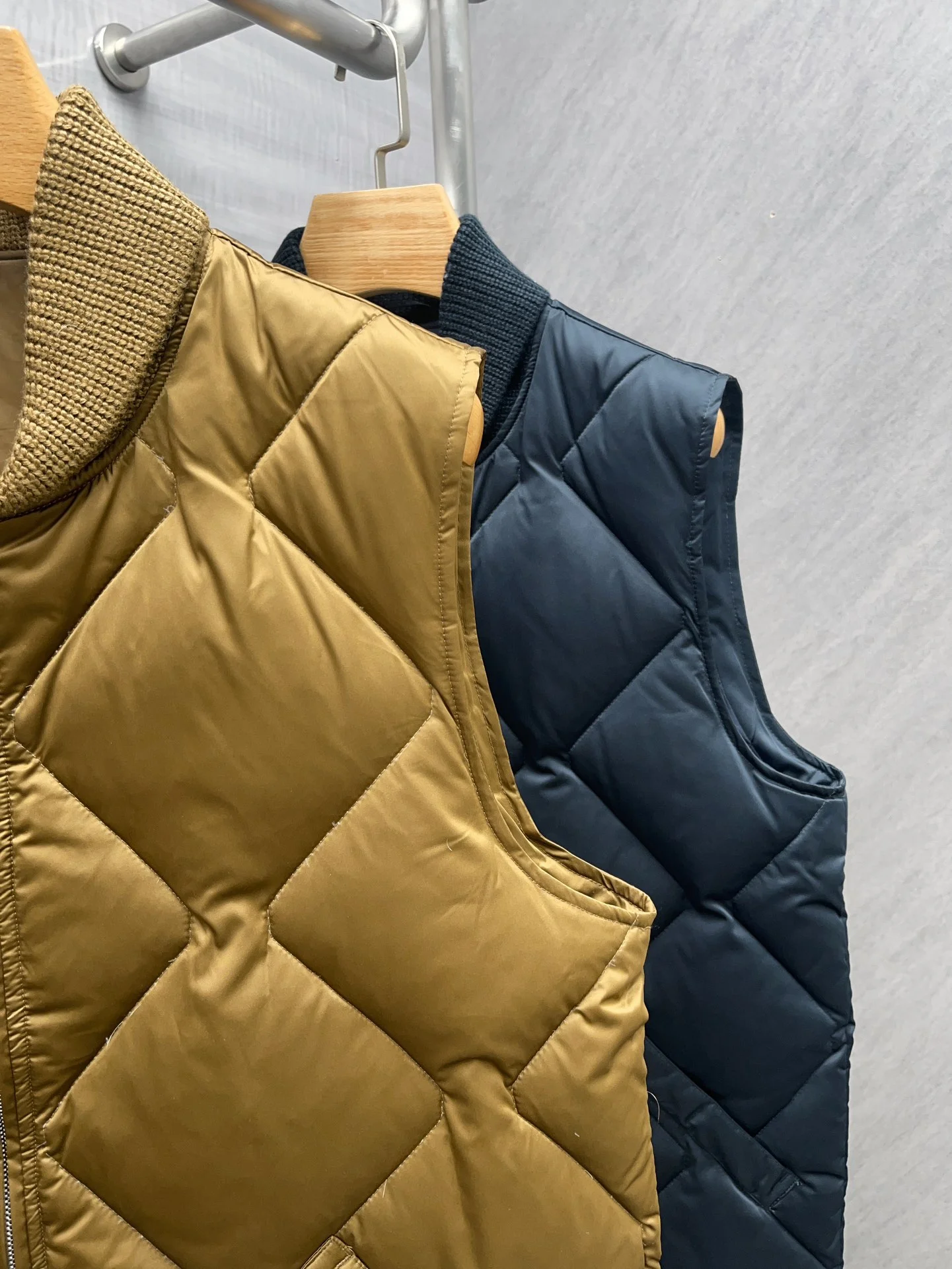 Accurate model Berluti Down Jackets