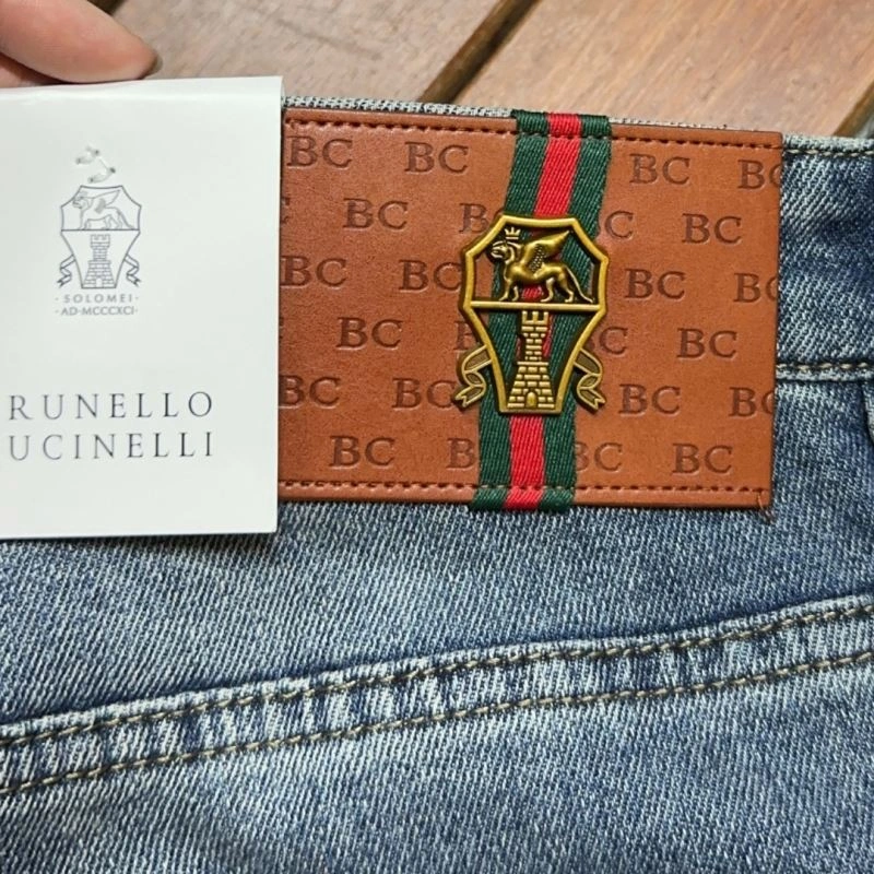 Low-cost Berluti Jeans