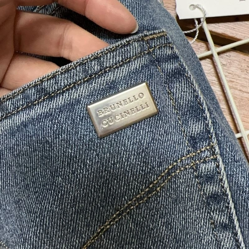 Low-cost Berluti Jeans