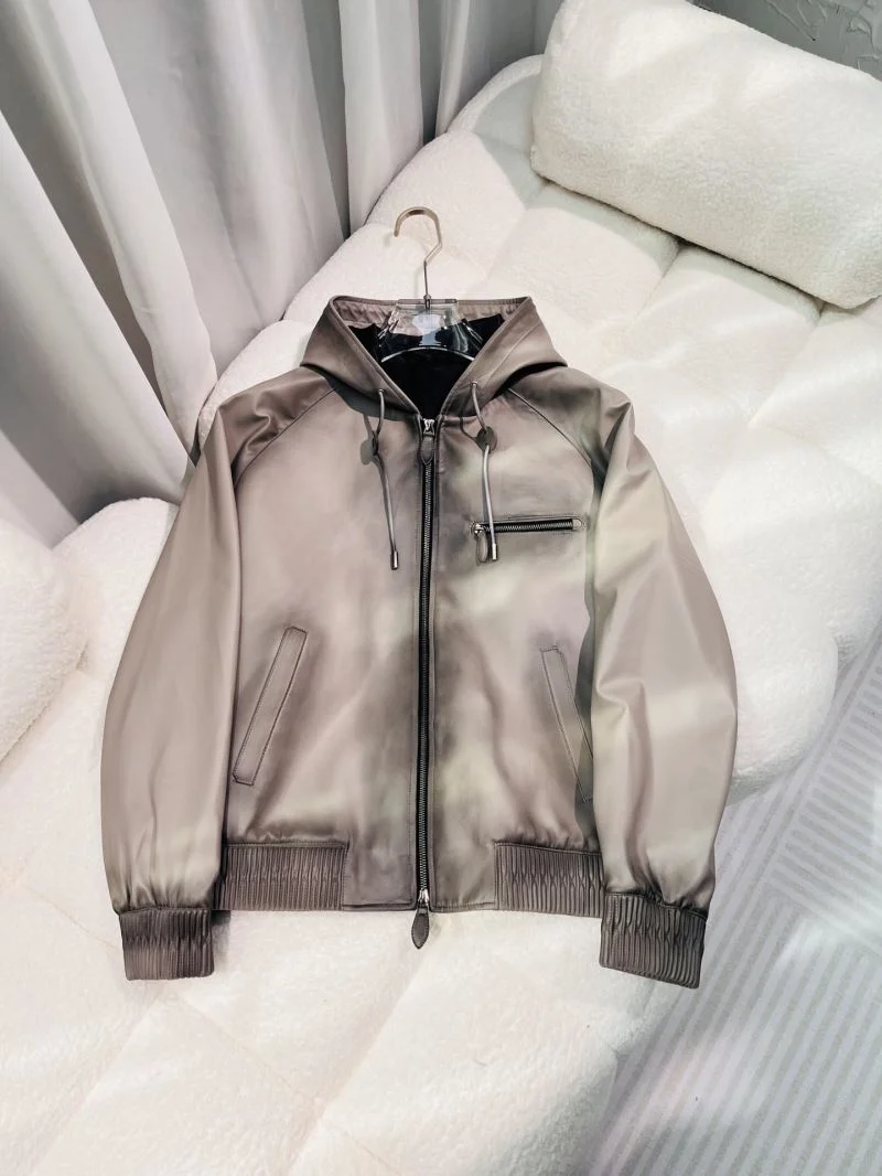 Accurate model Berluti Outwear