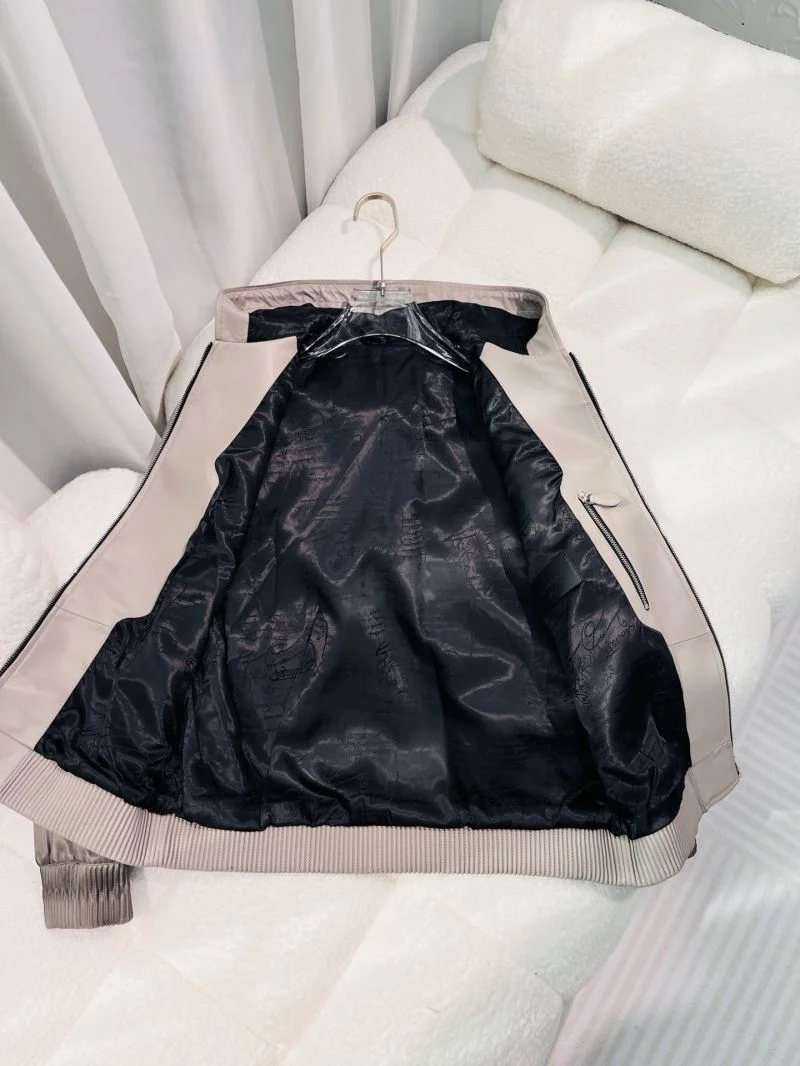 Accurate model Berluti Outwear