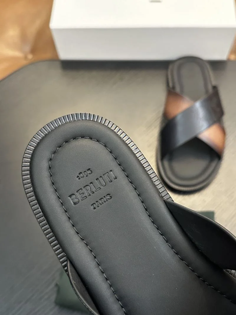 Low-cost Berluti Sandals