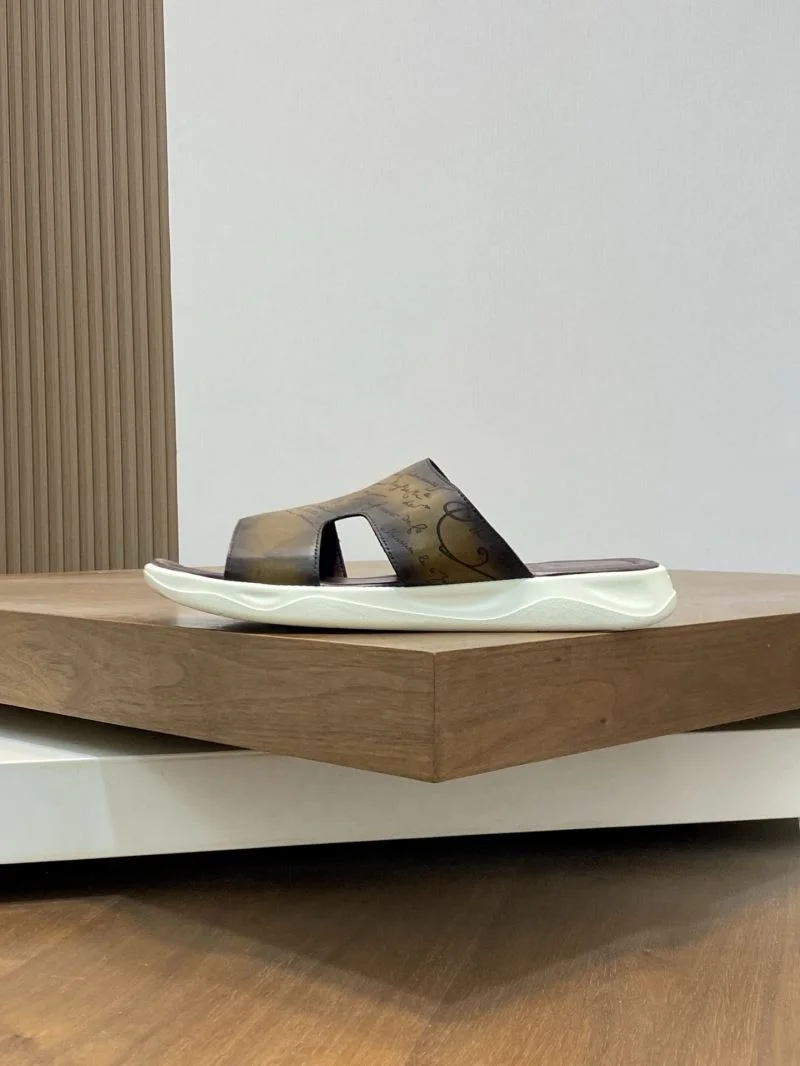 Low-cost Berluti Sandals