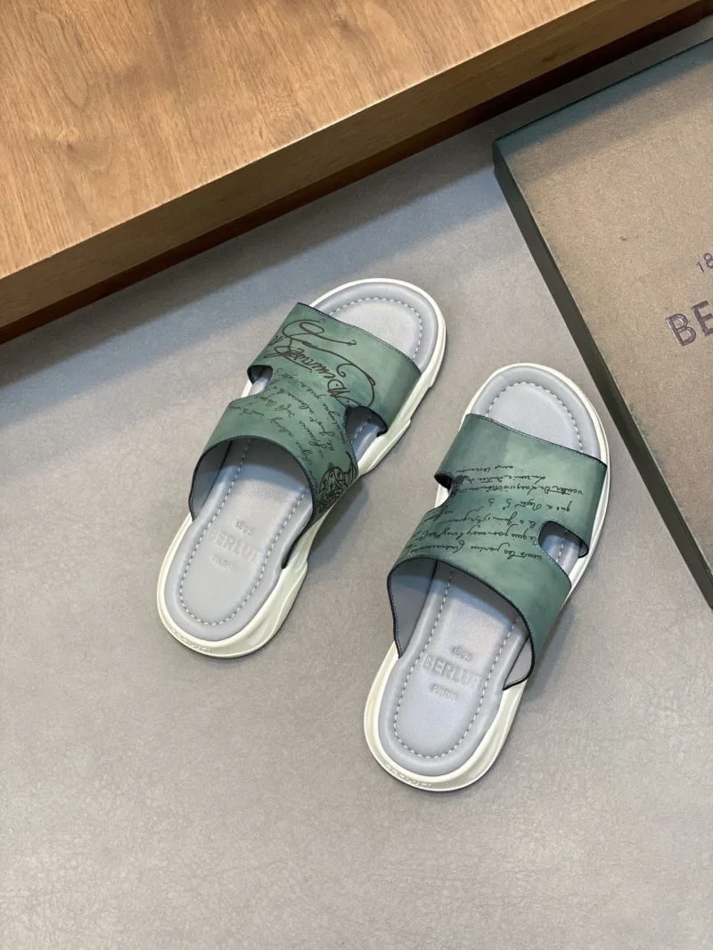Accurate model Berluti Sandals