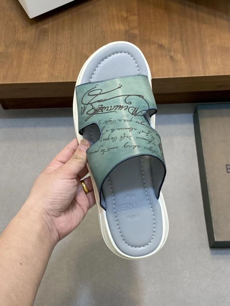Accurate model Berluti Sandals
